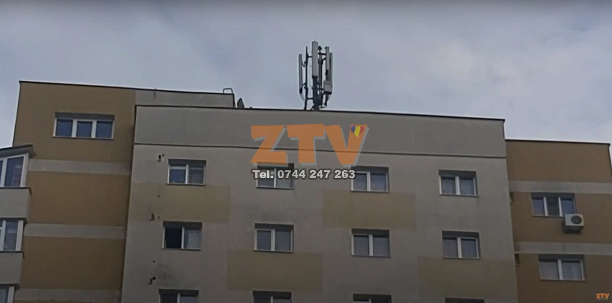 AGITATIE IN ZALAU. MINORA PE ACOPERISUL UNUI BLOC DE 10 ETAJE - ZTV.ro ...