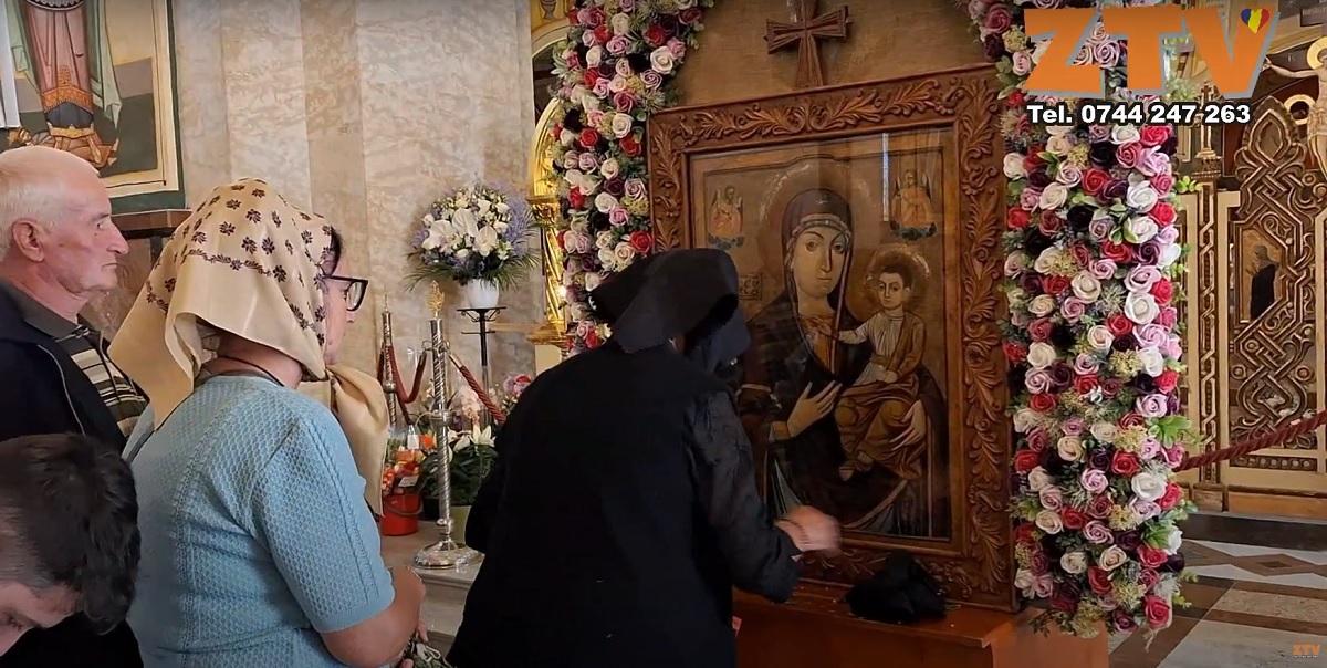 Icoana facatoare de minuni la Manastirea Nicula - ZTV.ro - Zalau TV
