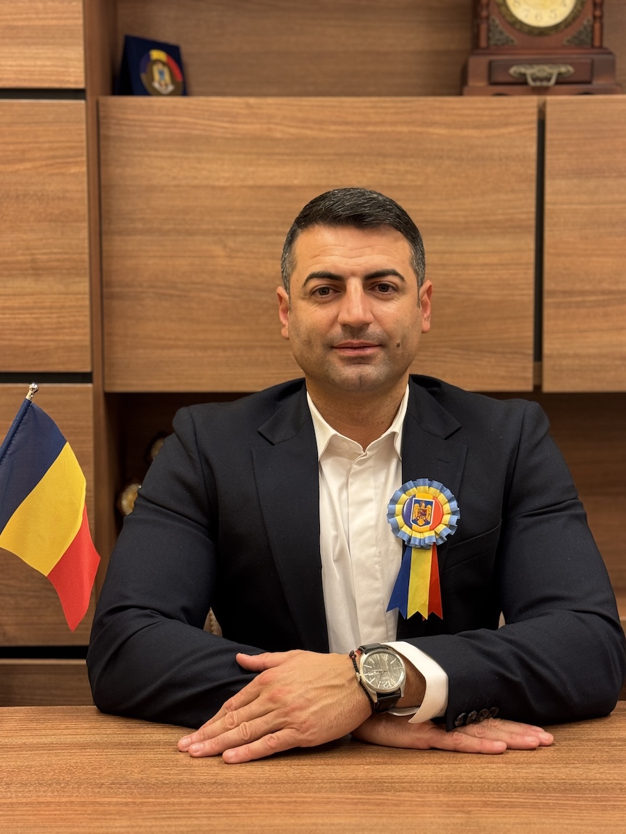 Sorin Criste, director executiv Sc Citadin: -La mulți ani, români! - ZTV.ro - Zalau TV